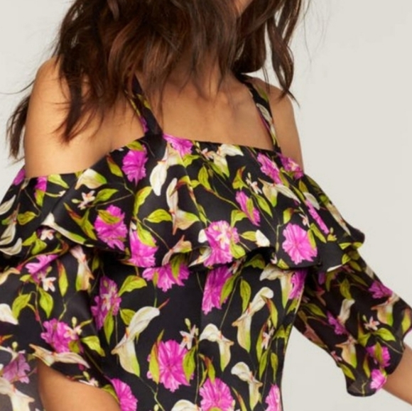 Milly | Tops | Milly Cold Shoulder 0 Silk Cropped Top | Poshmark